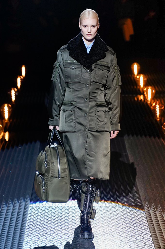 Prada A/I 2019/20: la sfilata - Amica