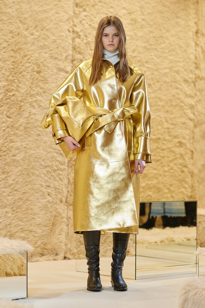 BEATRICE B FW 23-24 WOMEN | Foto Sfilata Amica