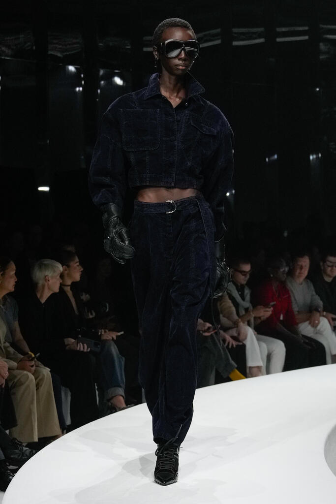 FERRARI SS 2024 WOMEN | Foto Sfilata Amica