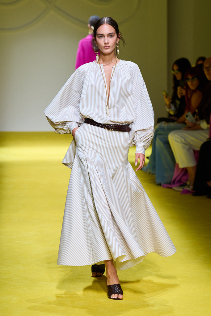 LUISA SPAGNOLI SS 2025 WOMEN | Foto Sfilata Amica
